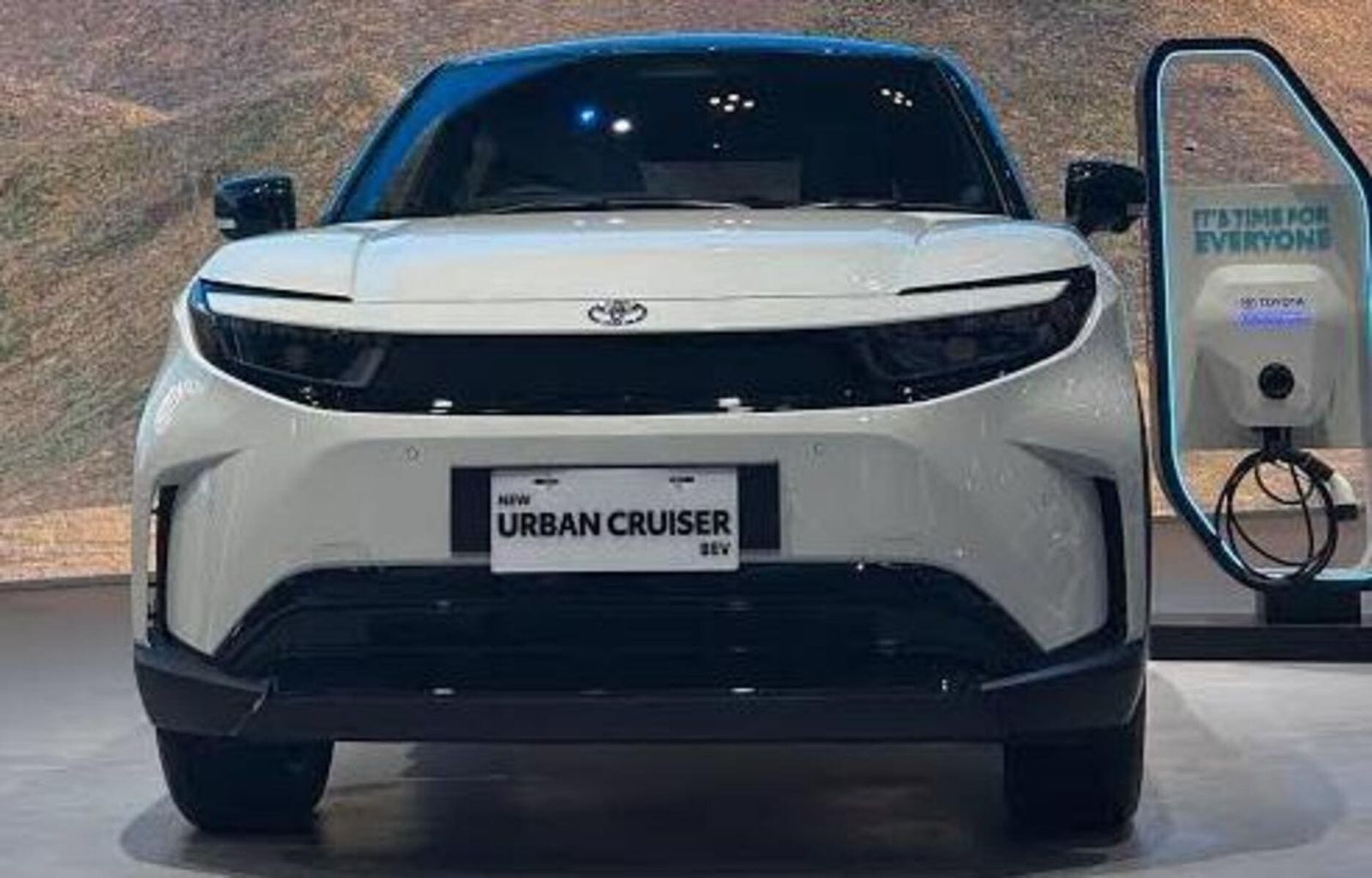Toyota Cruiser BEV Mobil Listrik Kompak Ramah Lingkungan - JurnalLugas.Com